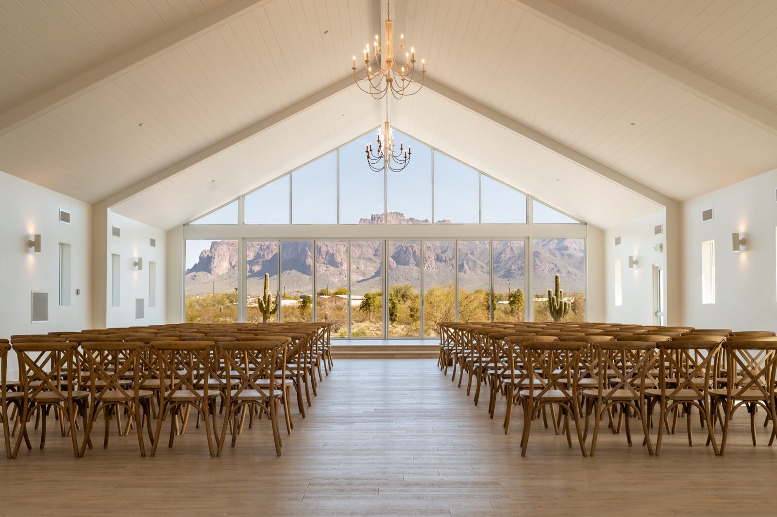 Apache Junction Wedding Venue: Desert View Weddings and Events